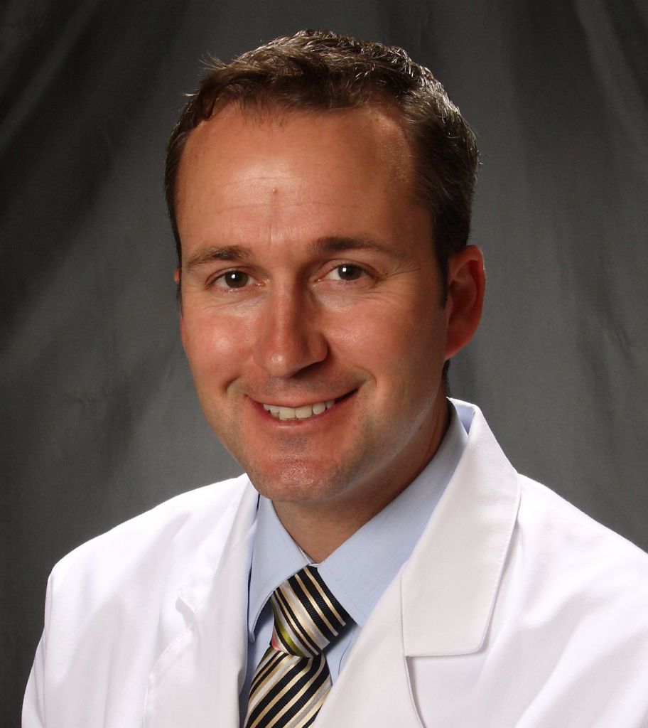 A. David Davis, MD - Sports Medicine, Knee, Shoulder Surgeon